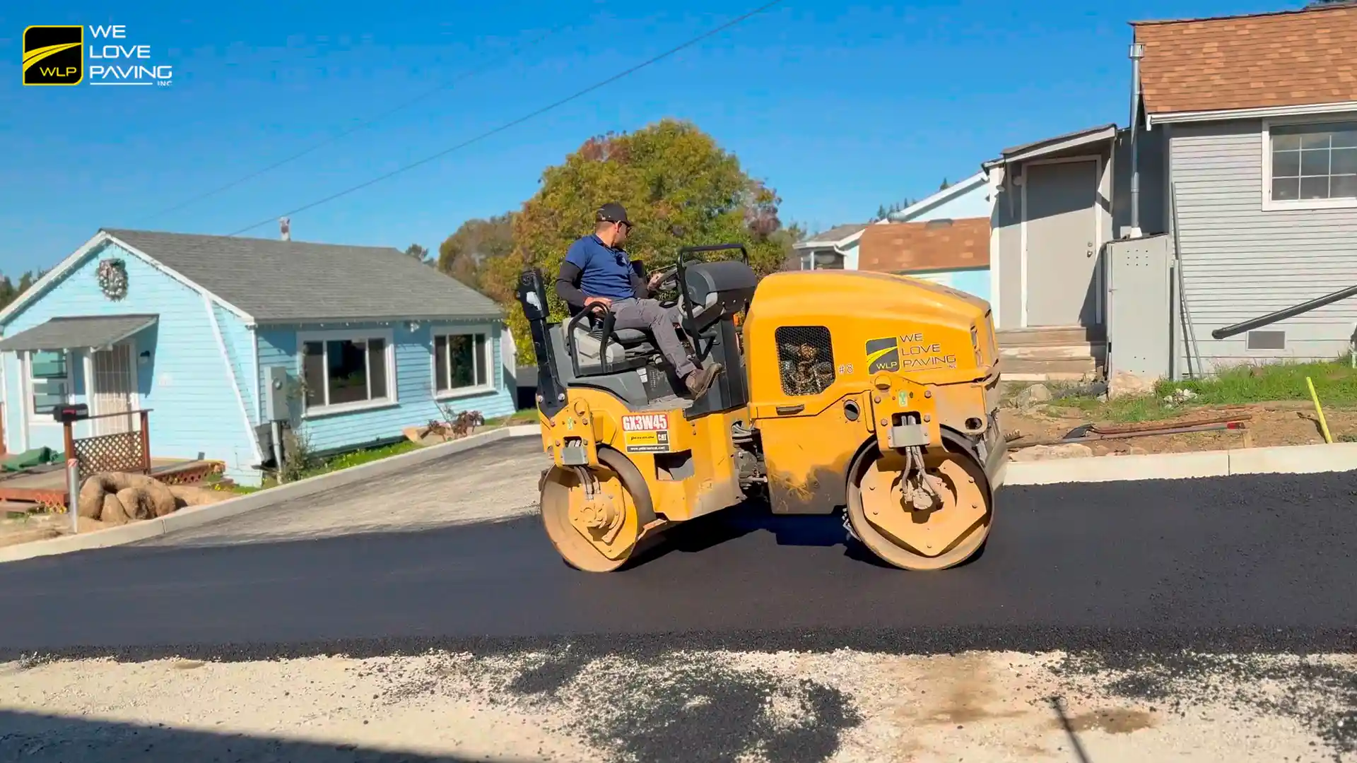 Asphalt Paving Service In California - WE LOVE PAVING